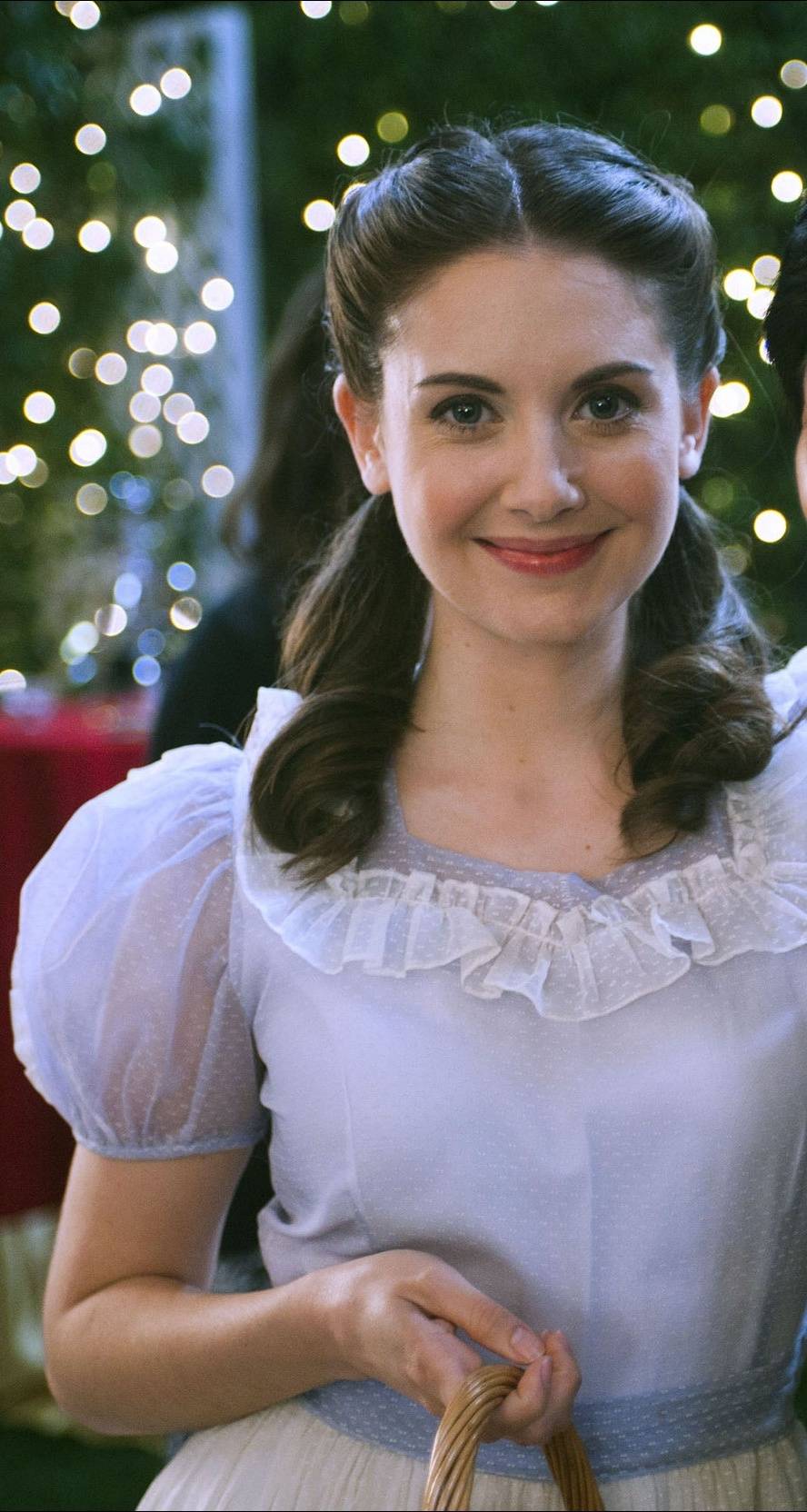 Adorable Annie Scrolller