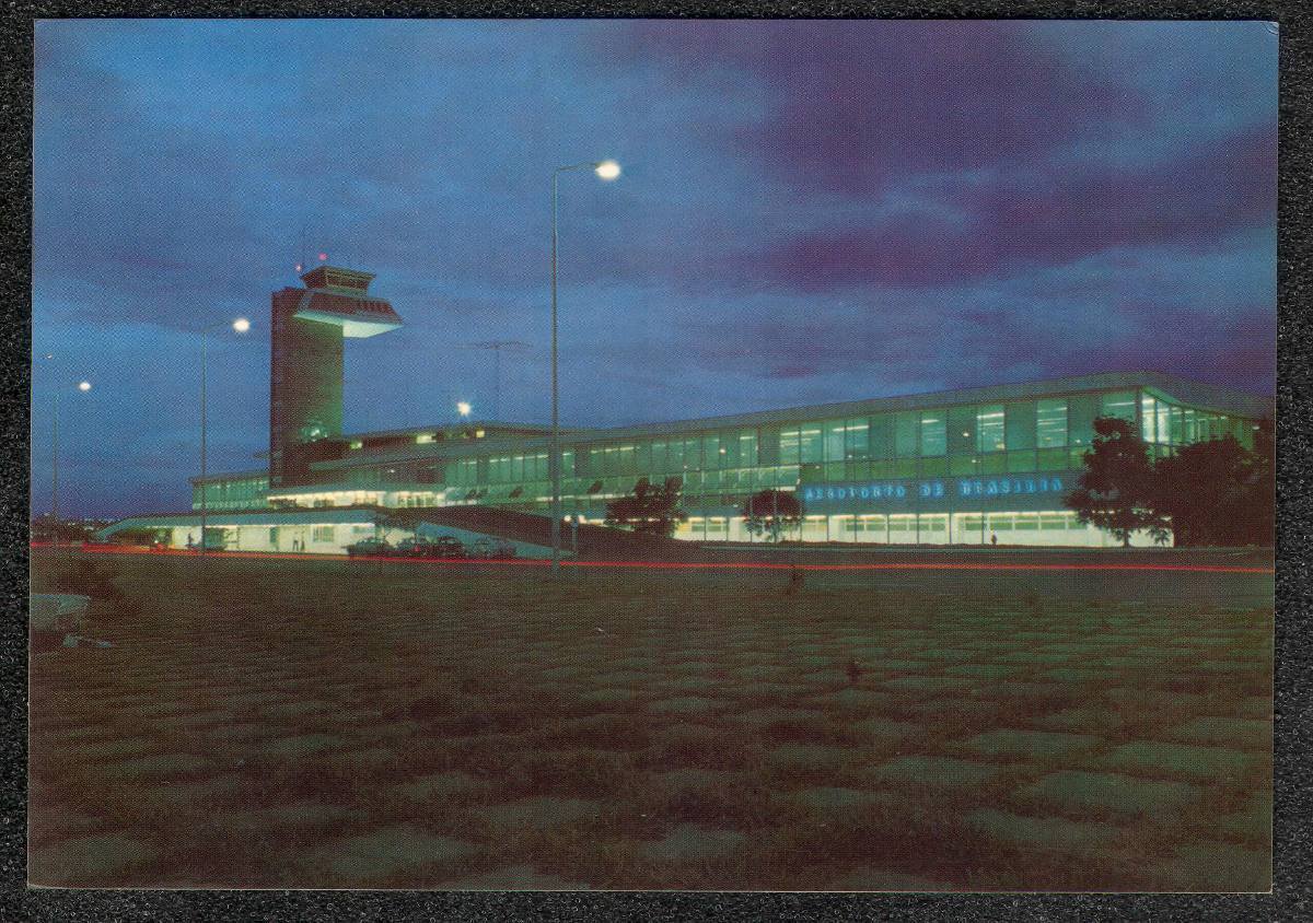 Aeroporto, década de 70/80 | Scrolller