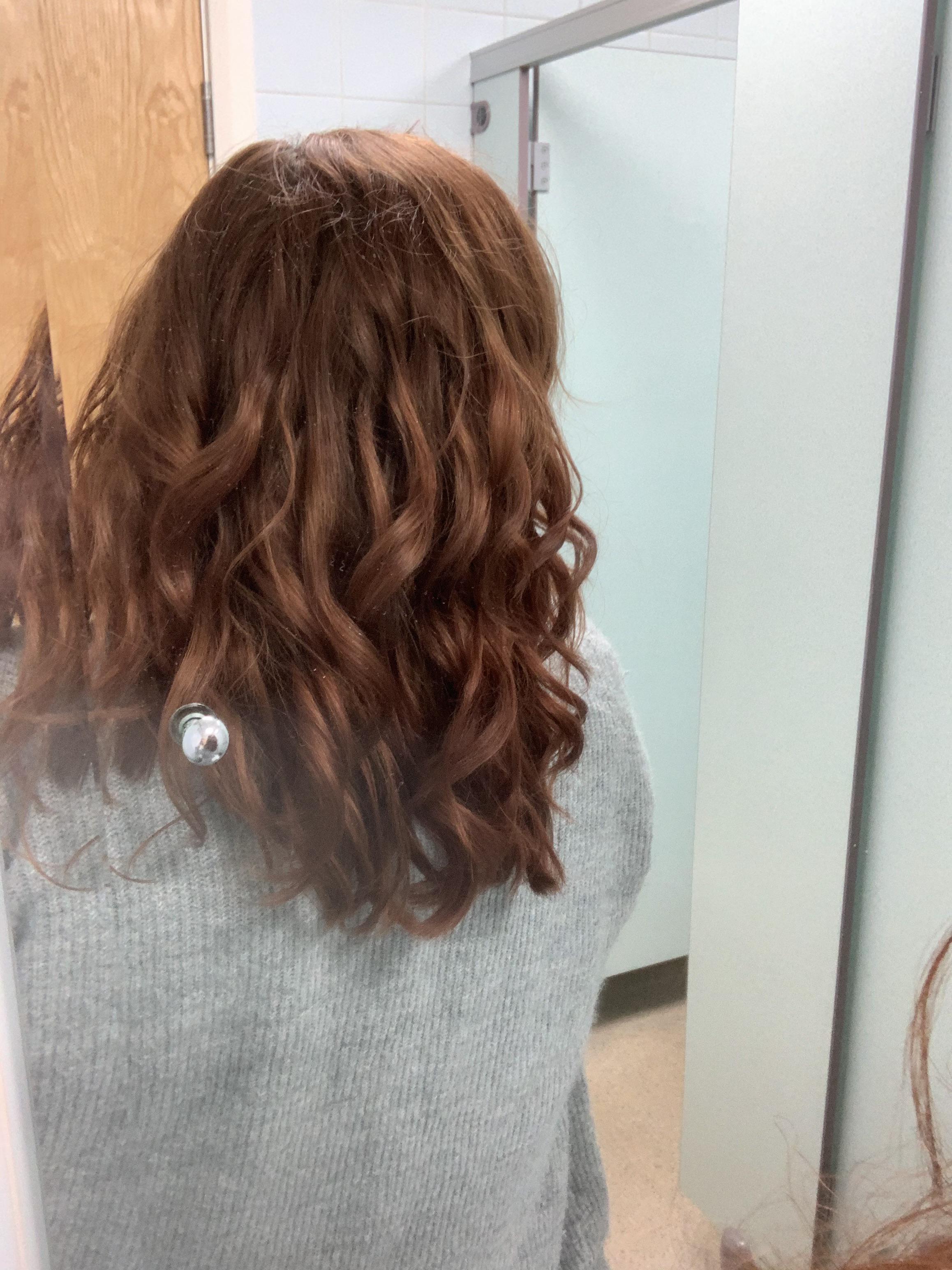 After many failed attempts, I finally managed to get the hang of the Denman brush technique ...