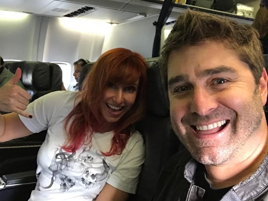 Airplane Selfie | Scrolller