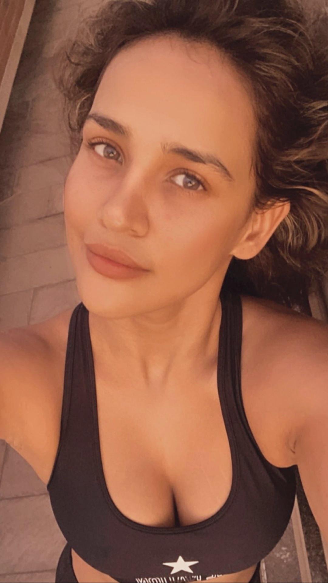Aisha Sharma | Scrolller