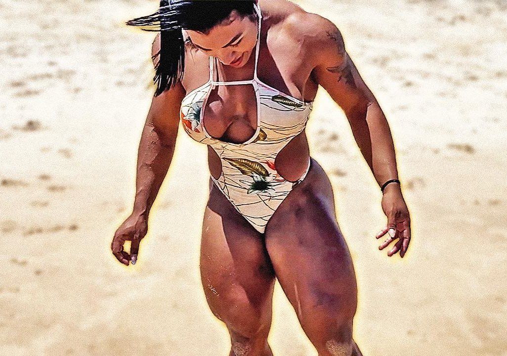 Alessandra Alves | Scrolller