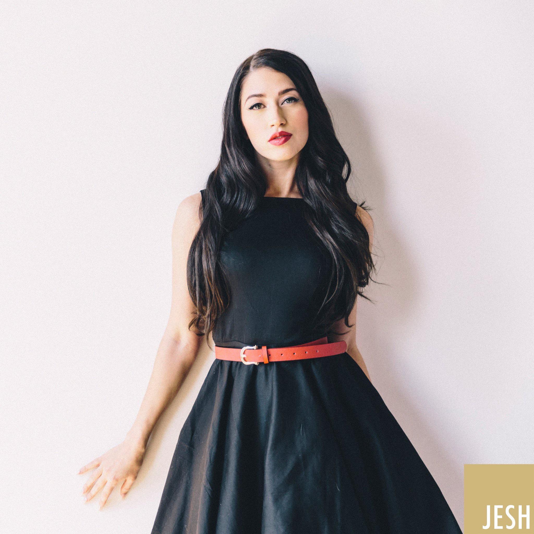 Alex Coal | Scrolller