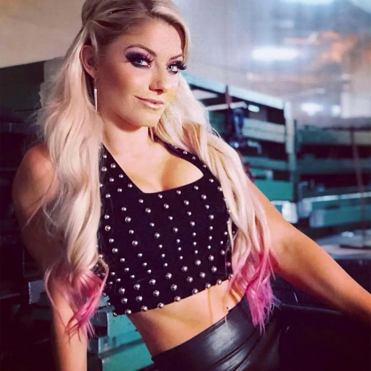 Alexa Bliss | Scrolller
