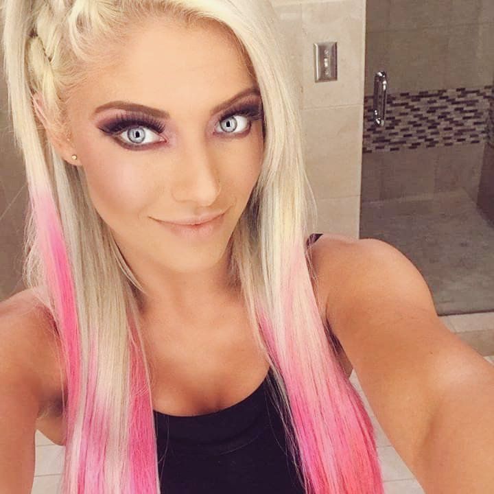 Alexa Bliss | Scrolller