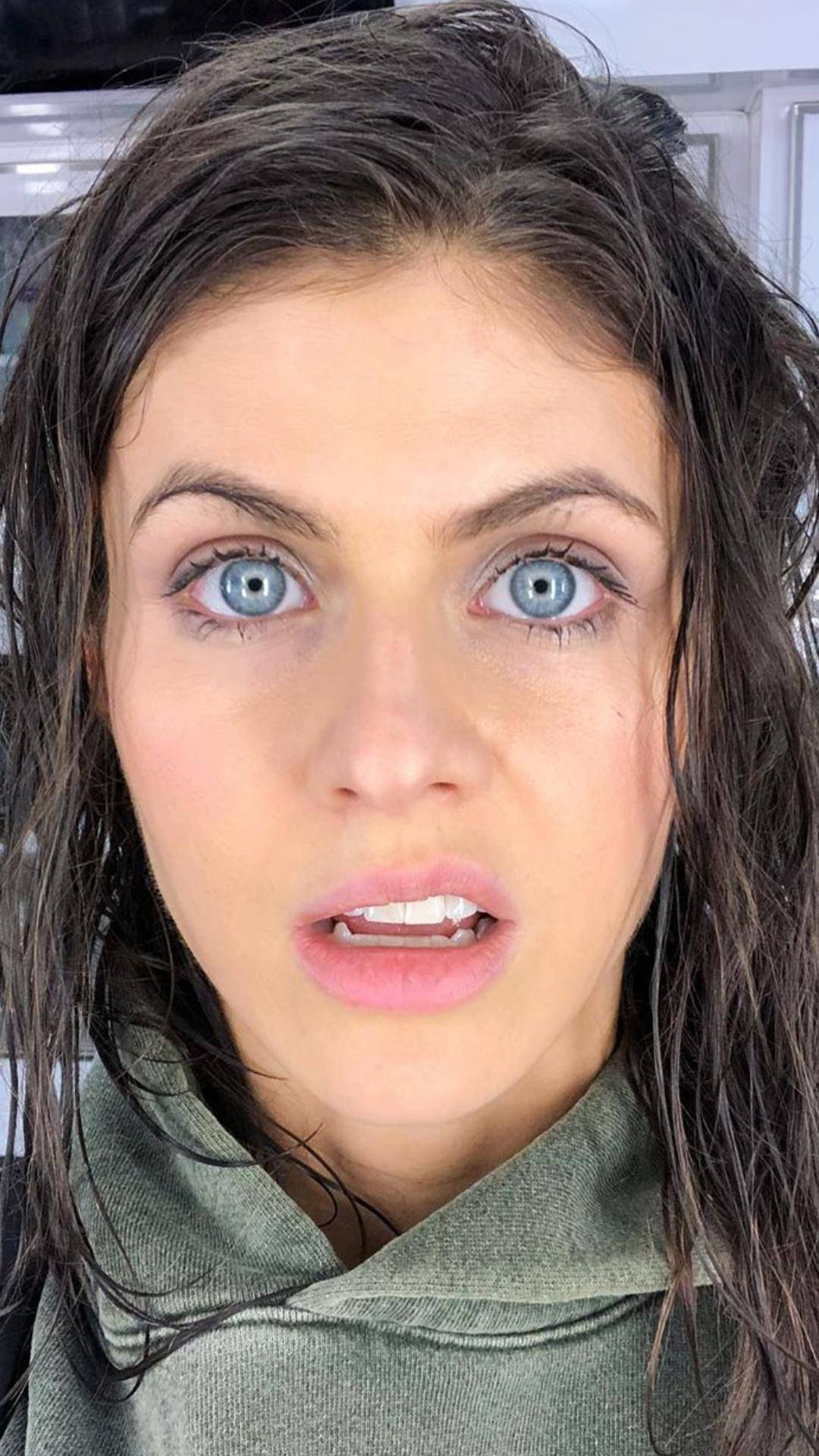 Alexandra Daddario | Scrolller