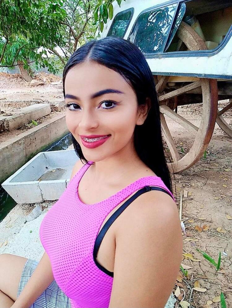 Alguien la conoce? | Scrolller