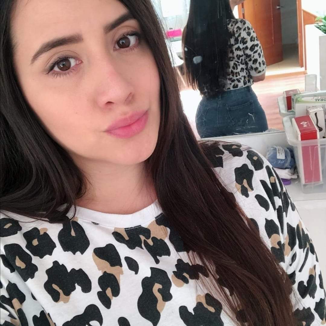 Alguien sabe quién es? | Scrolller