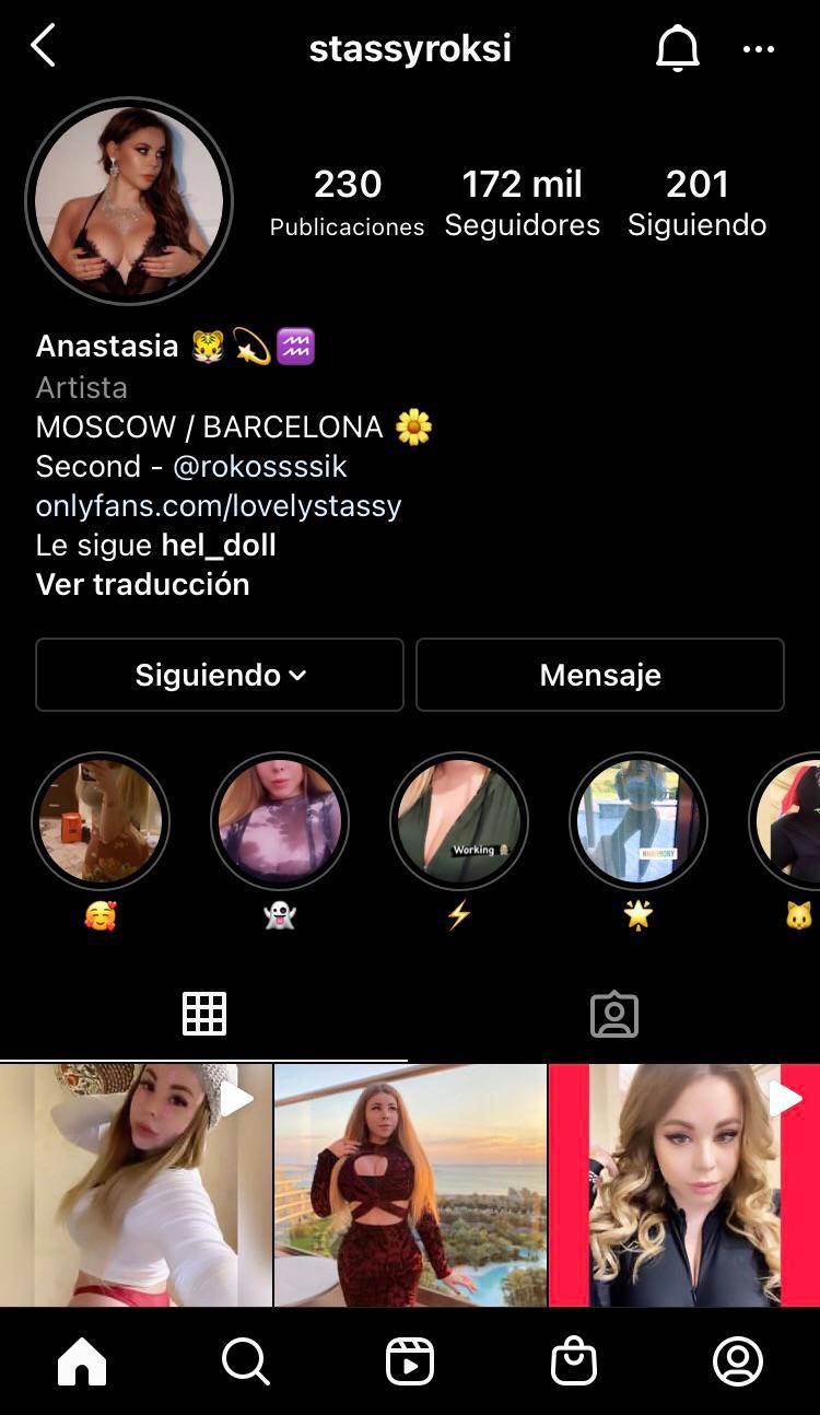 Alguien tiene algo de ella? | Scrolller