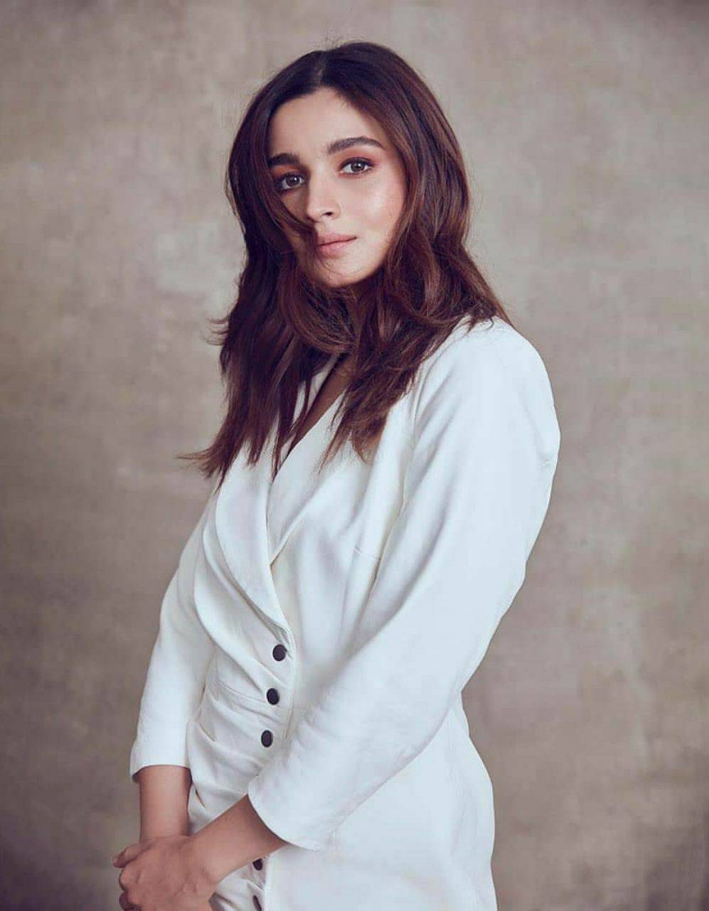 Alia Bhatt | Scrolller