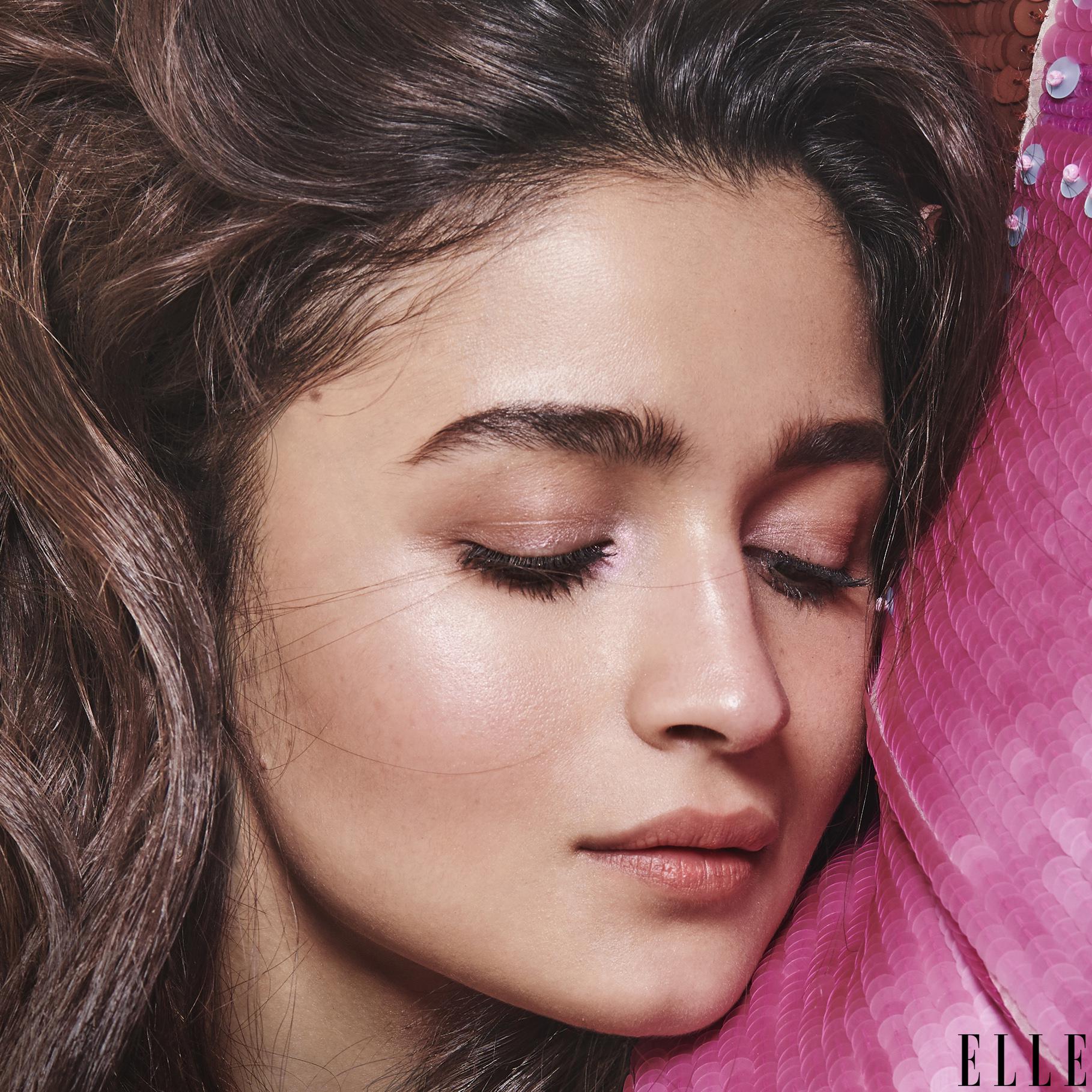 Alia Bhatt UHD ️ | Scrolller