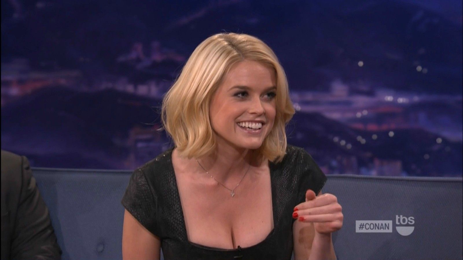 Alice Eve on Conan | Scrolller