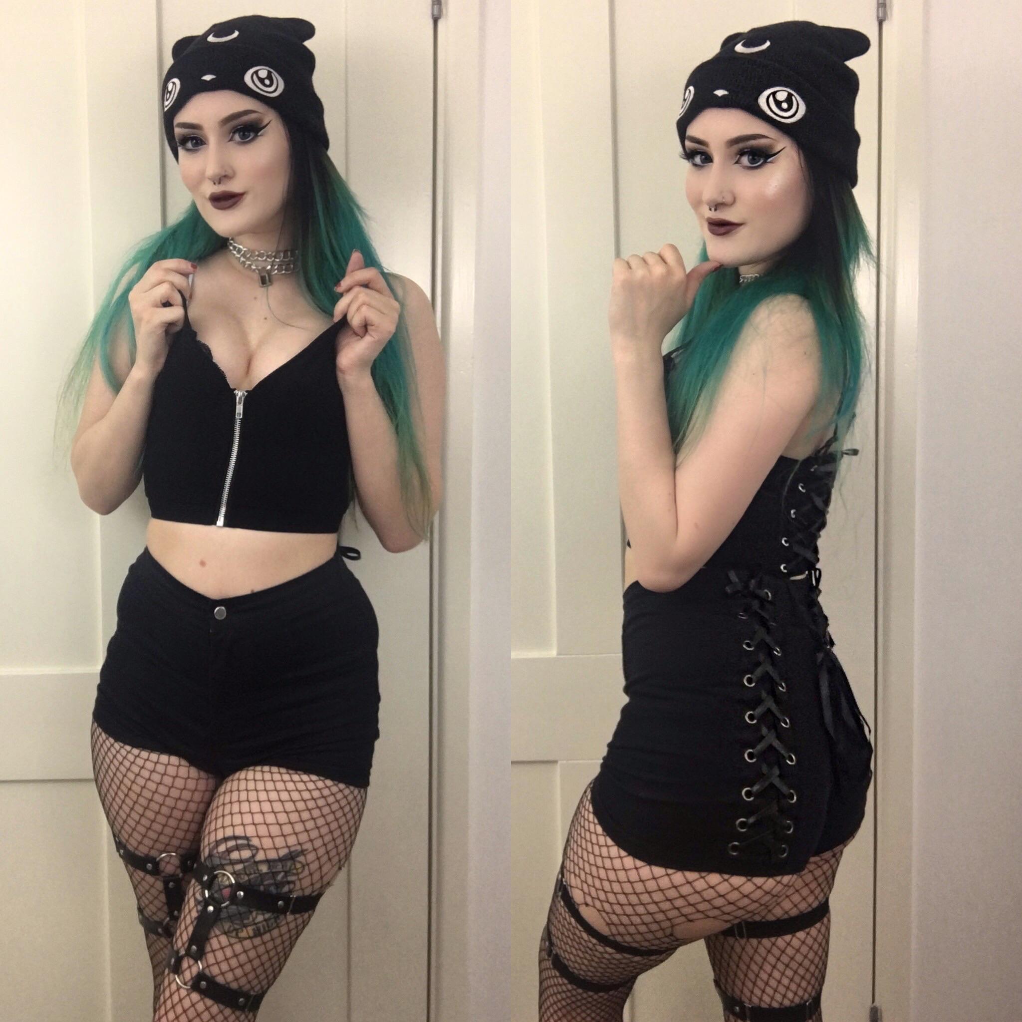 All dressed up and nowhere to go💔 | Scrolller