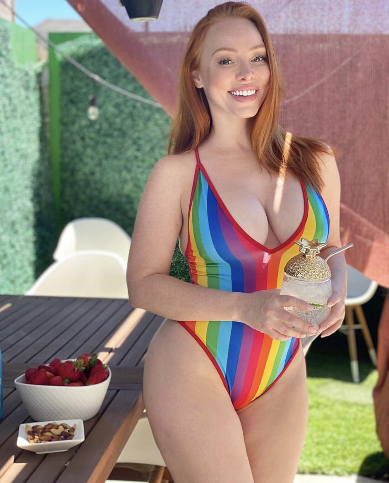 All the colors | Scrolller