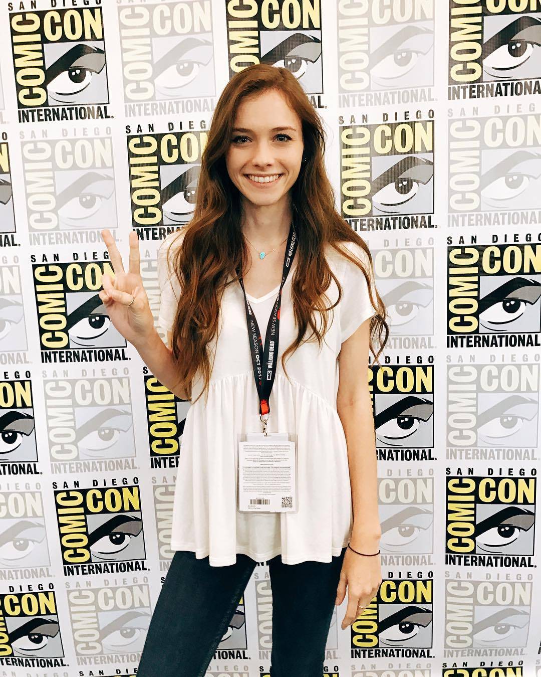 Allie Strasza at San Diego Comic Con | Scrolller
