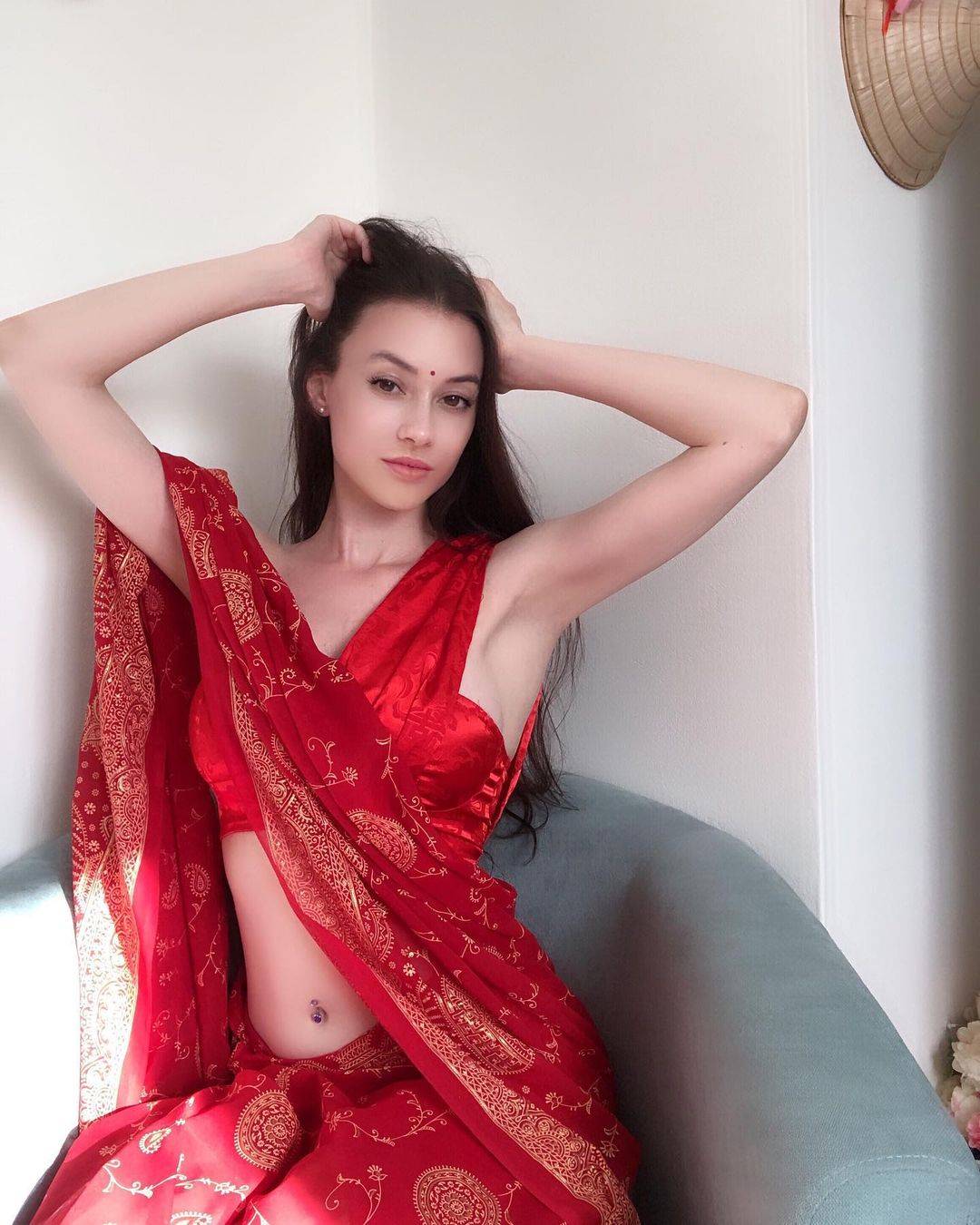 Allison Fiona | Scrolller