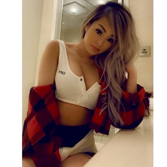 Allure of Michelle | Scrolller