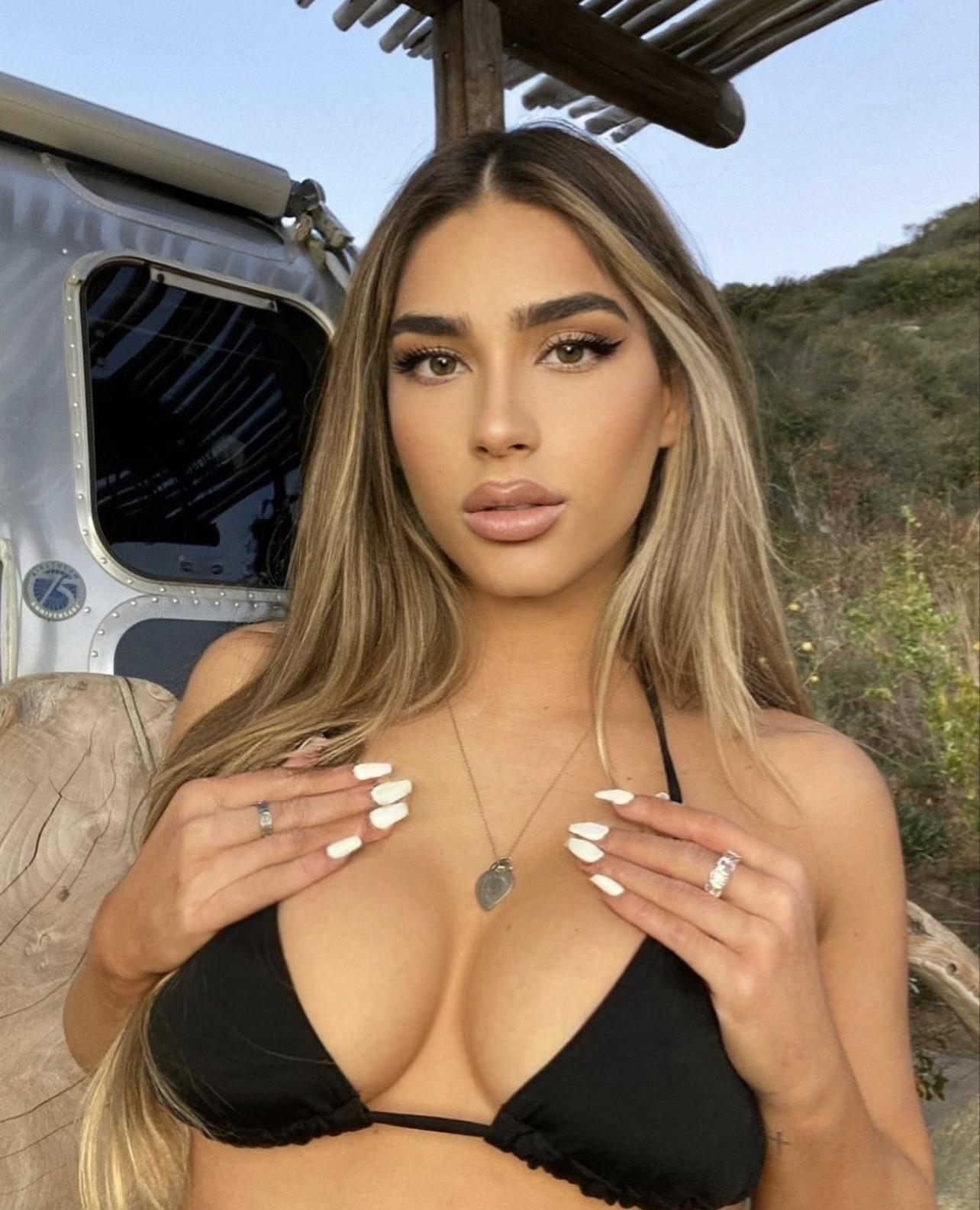 Ally Reign | Scrolller