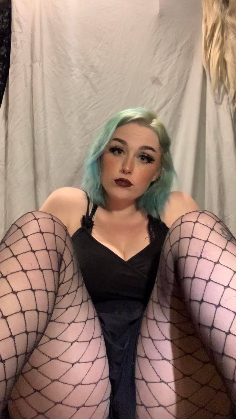 alt gone wild😜🖤 OC [F] | Scrolller