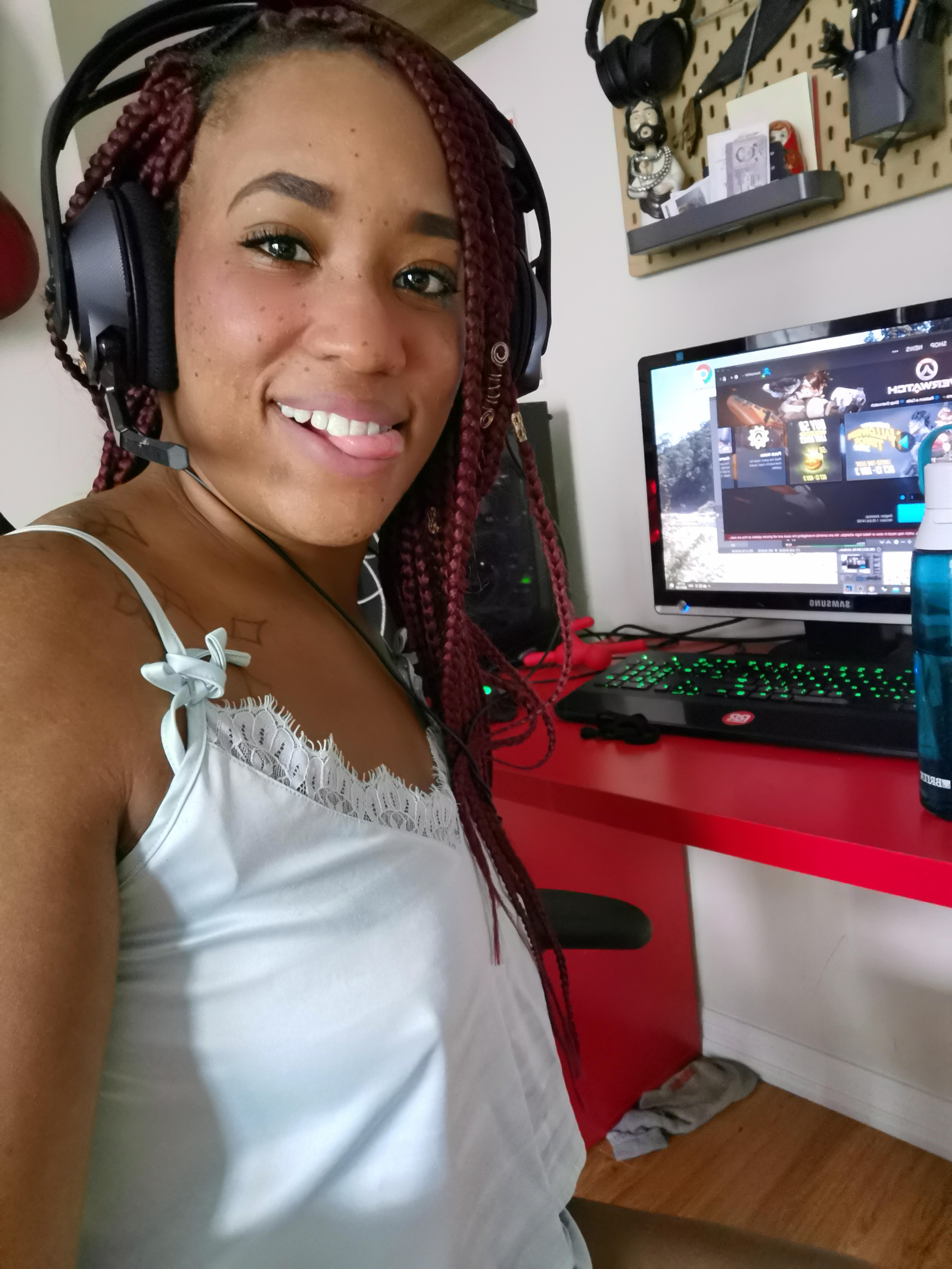 Always Gaming on Twitch Braless. | Scrolller