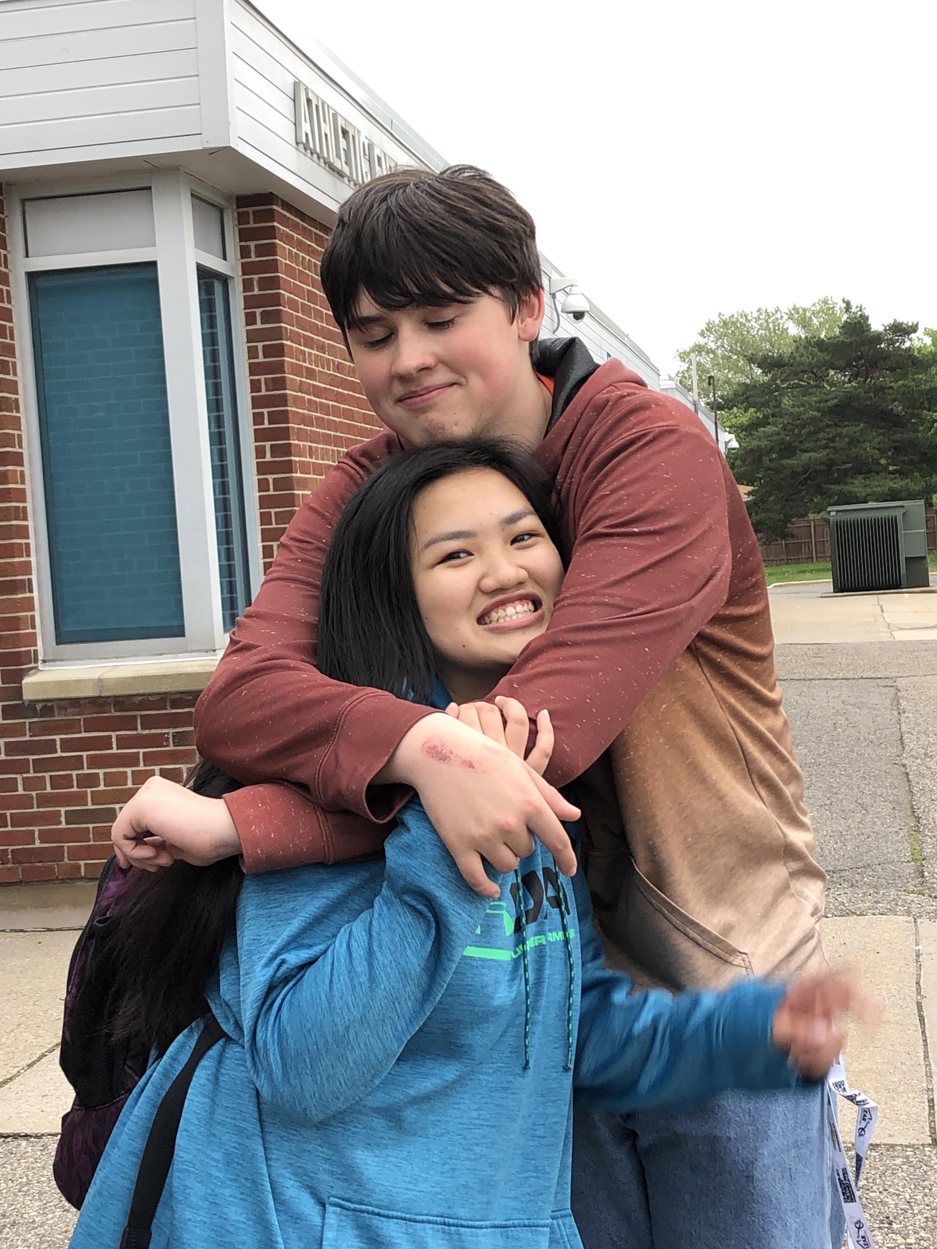 Always the third wheel | Scrolller