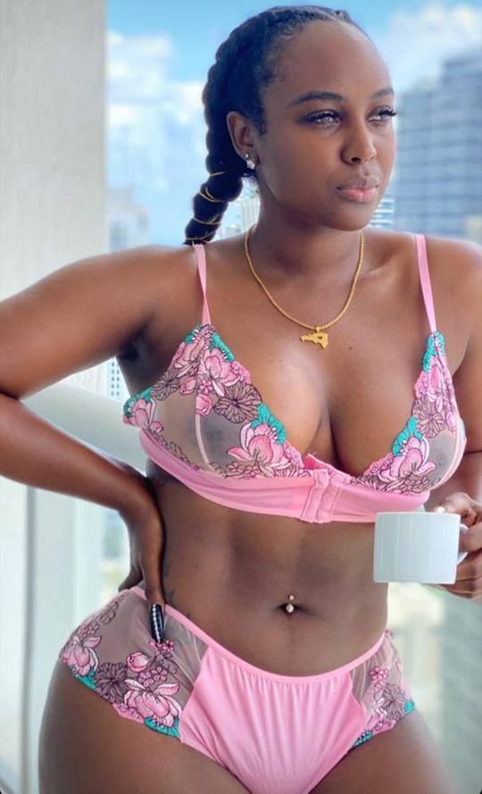 Amara La Negra | Scrolller