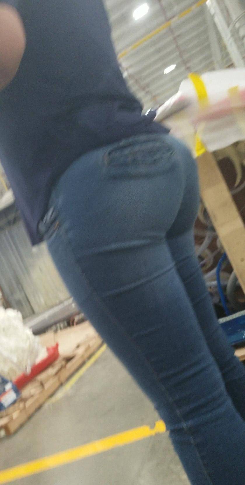 Amazing booty | Scrolller