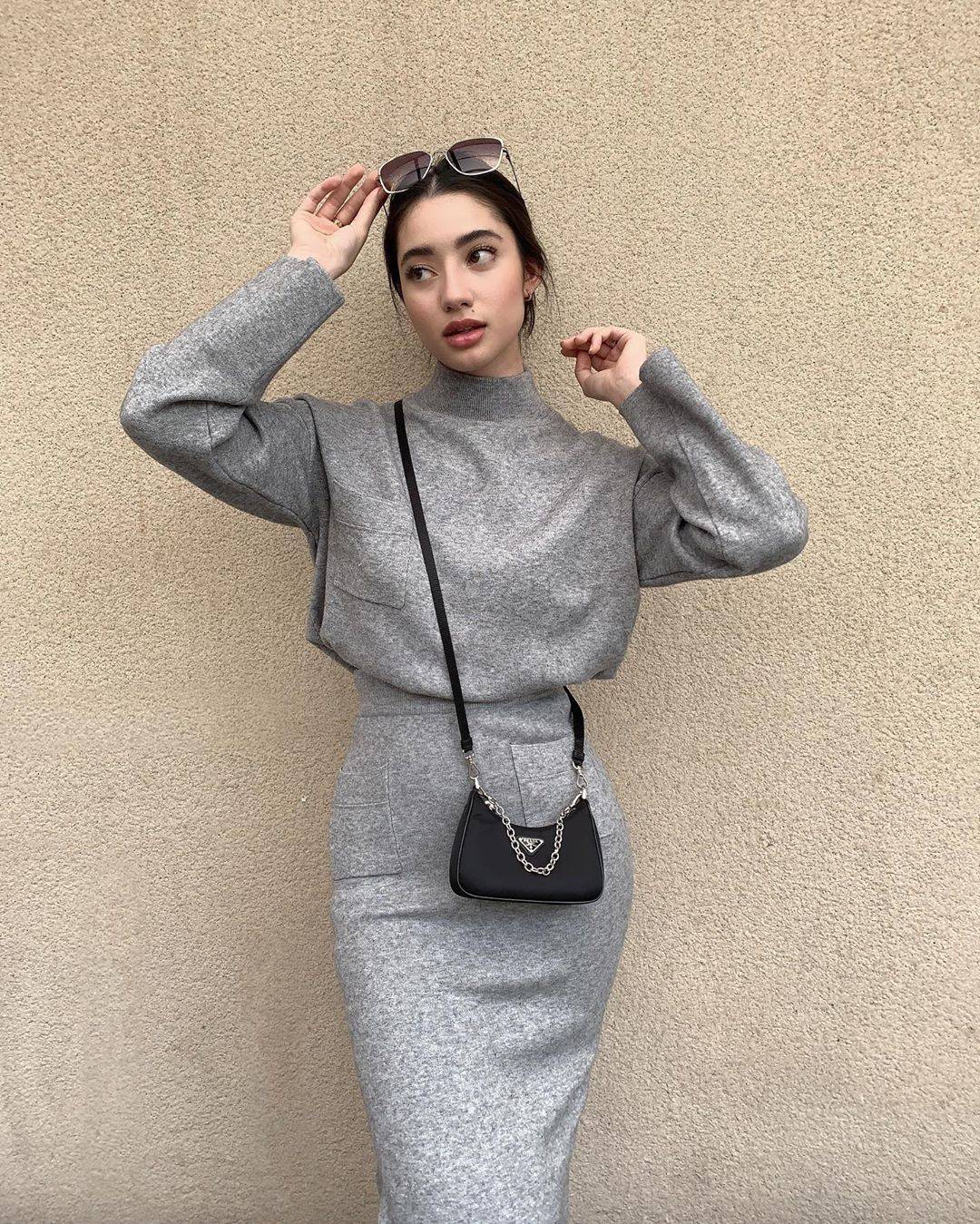 Ameera Khan | Scrolller