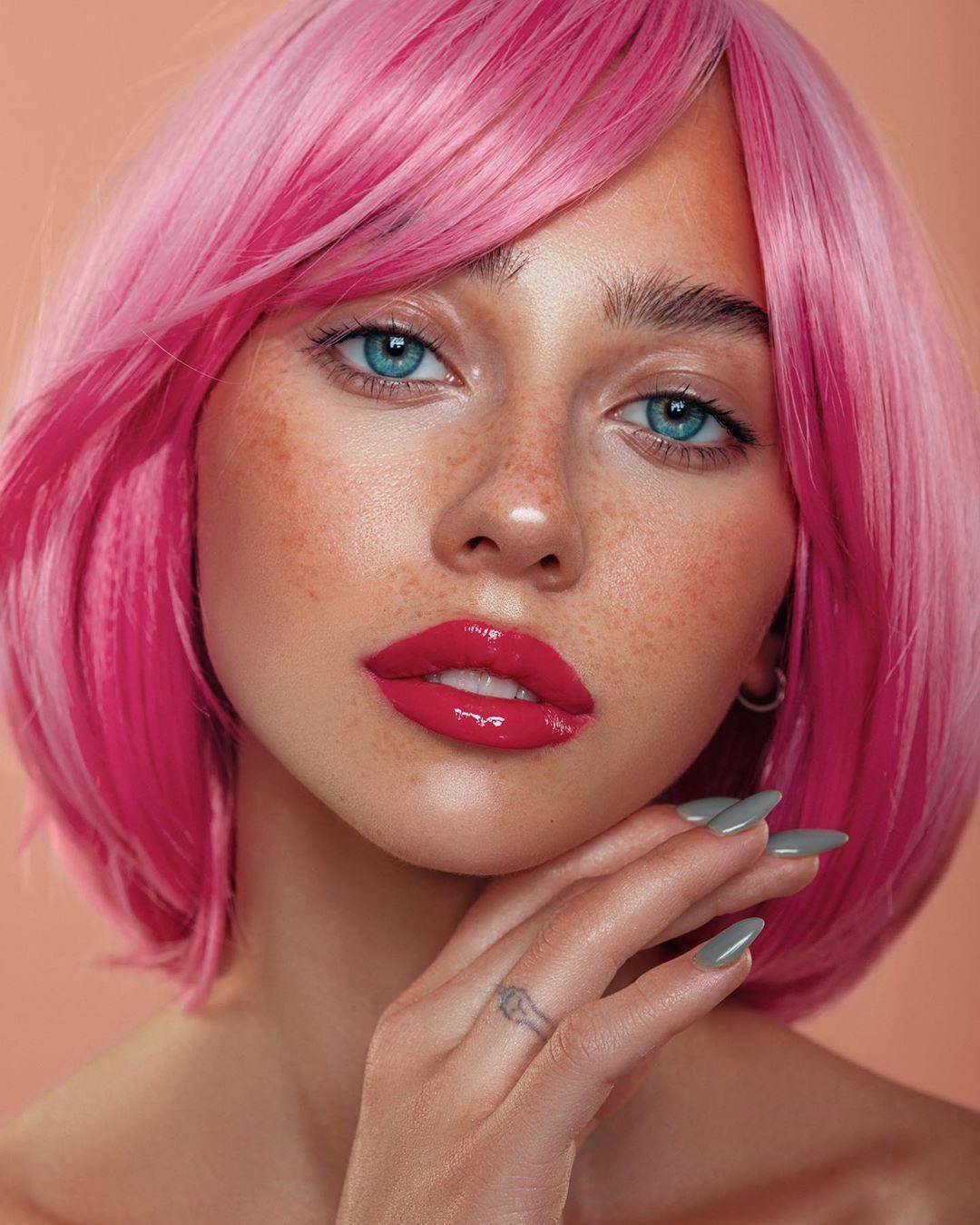 She’s beautiful! | Scrolller