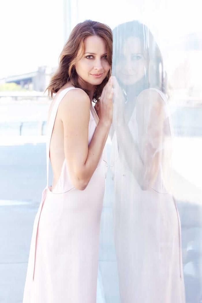 Amy Acker | Scrolller