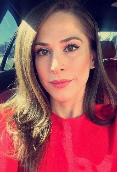 Ana Kasparian’s hot face could use a facial or twenty | Scrolller