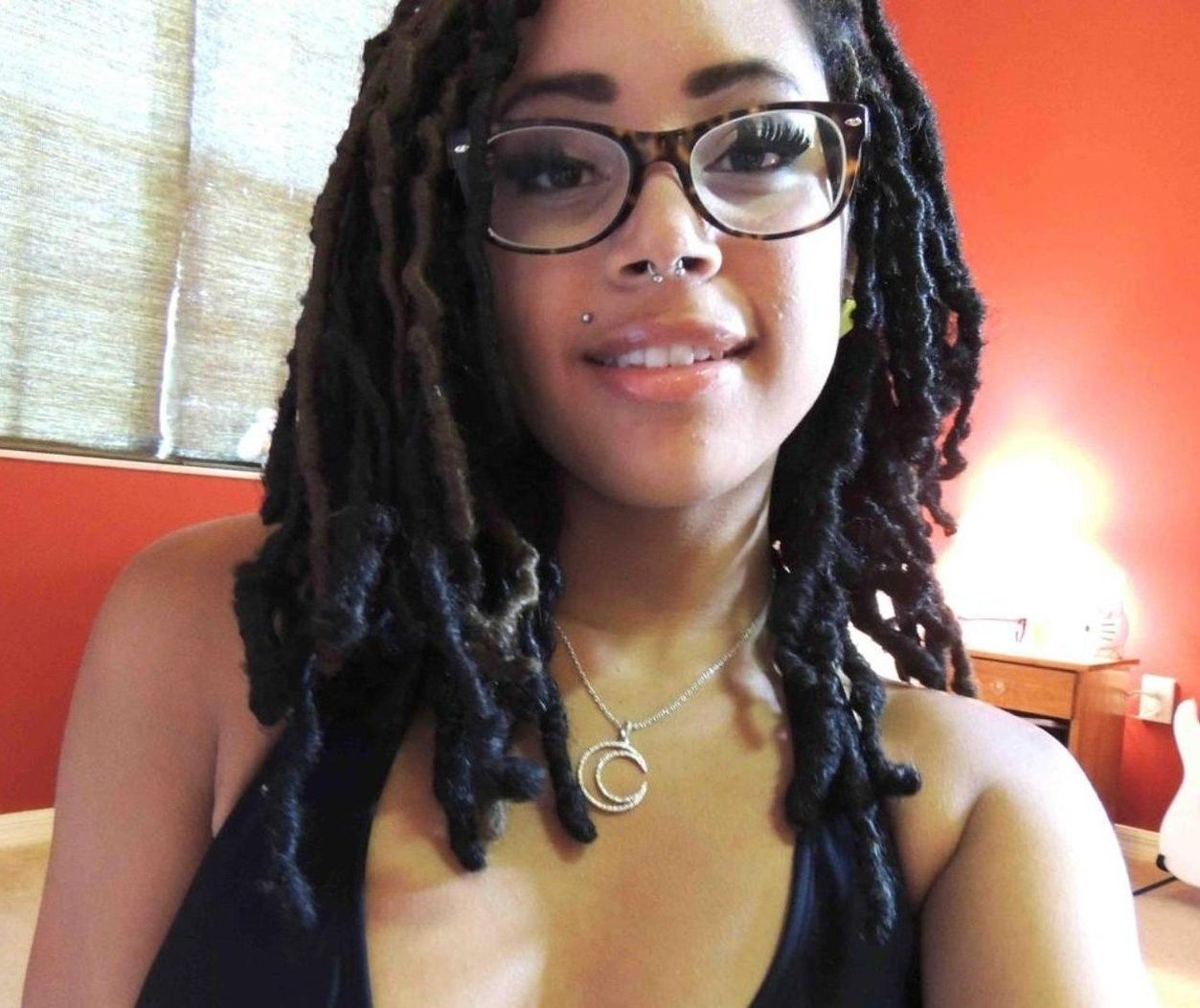 Anastasia Marks AKA lovelovetenshi (Album) | Scrolller