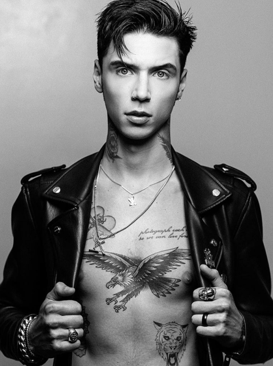 Andy Black makes me want to melt. | Scrolller