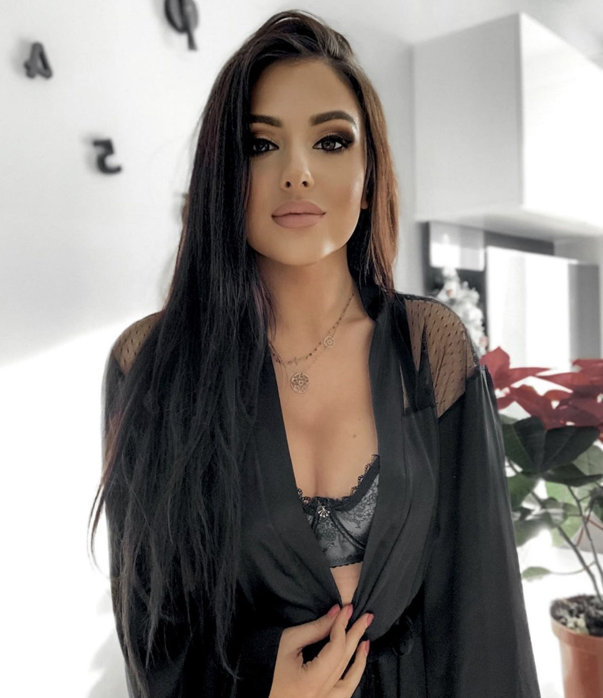 Aneta B Scrolller