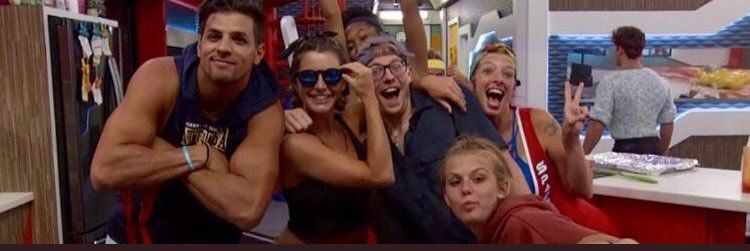 Angela and her victims | Scrolller