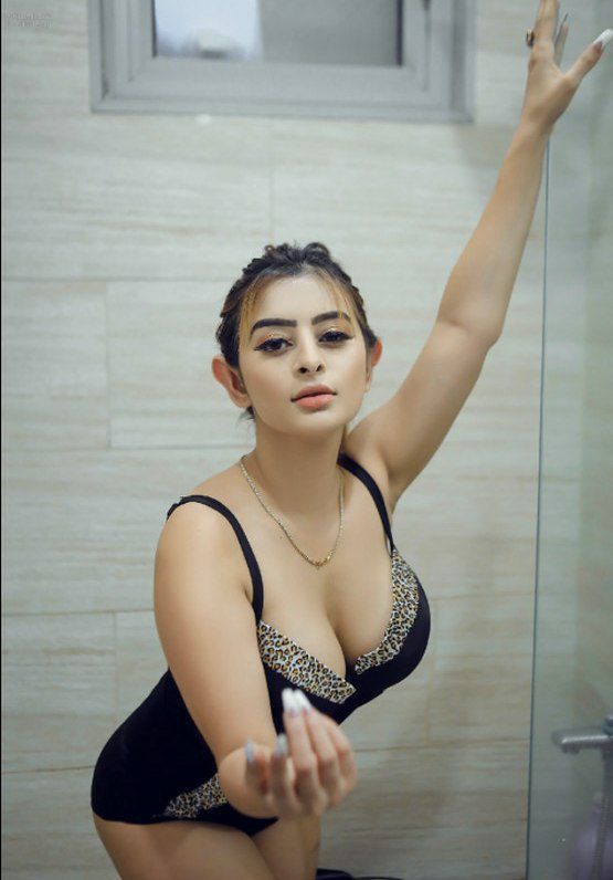 Discover more like UnratedPanda: ANKITA DEV "How Big is yours" original aap video 🍑🙈🍑. Download ...