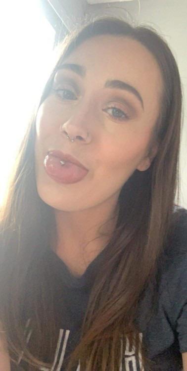 Anna 💦 | Scrolller