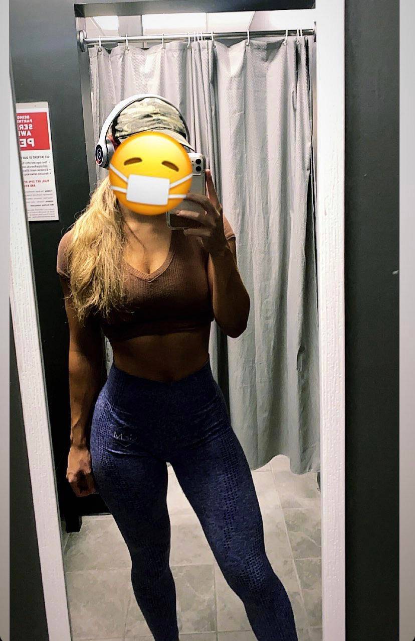 Anna Jay | Scrolller