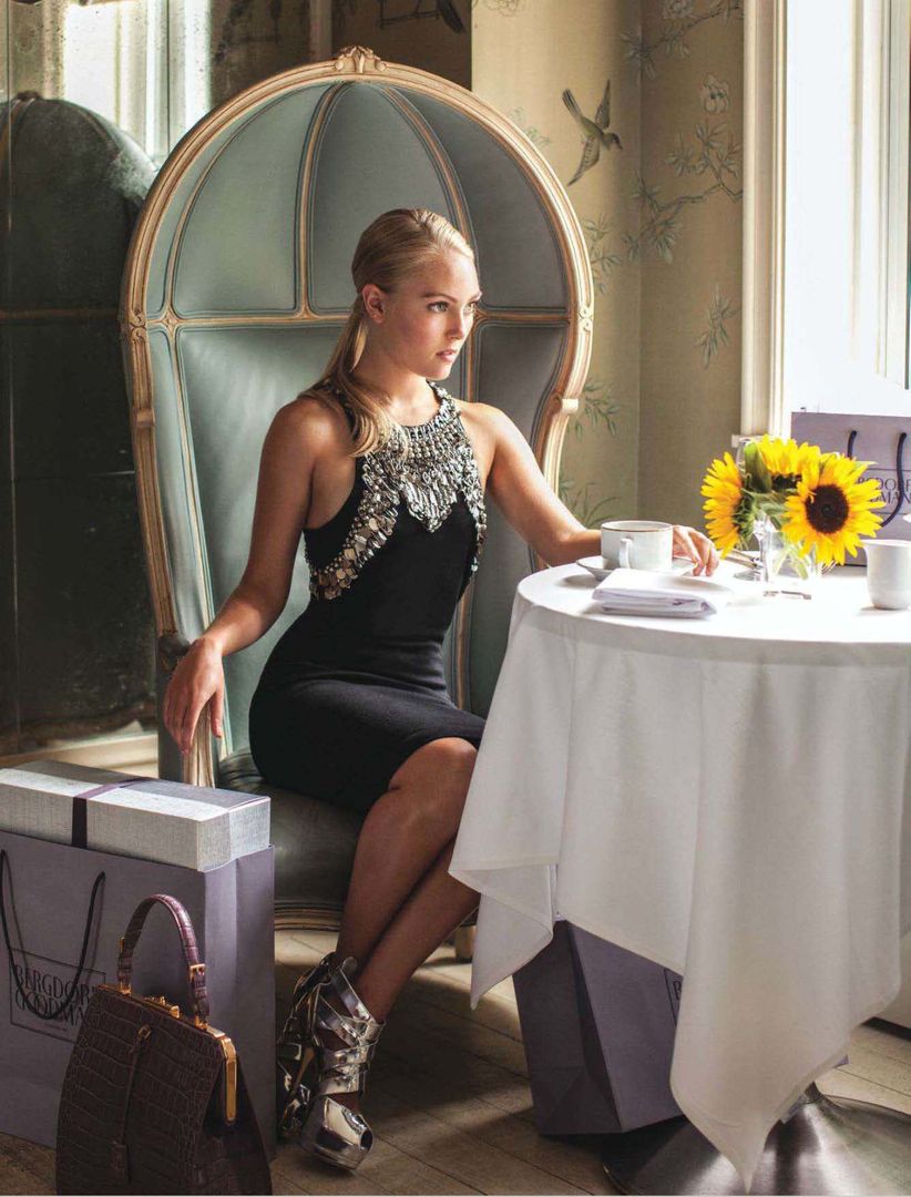 AnnaSophia Robb [112] | Scrolller