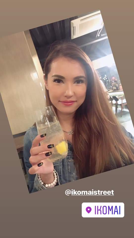 Another facebook update | Scrolller