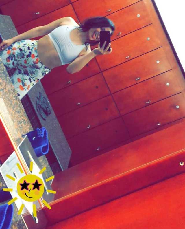 Another gym selfie from her IG | Scrolller