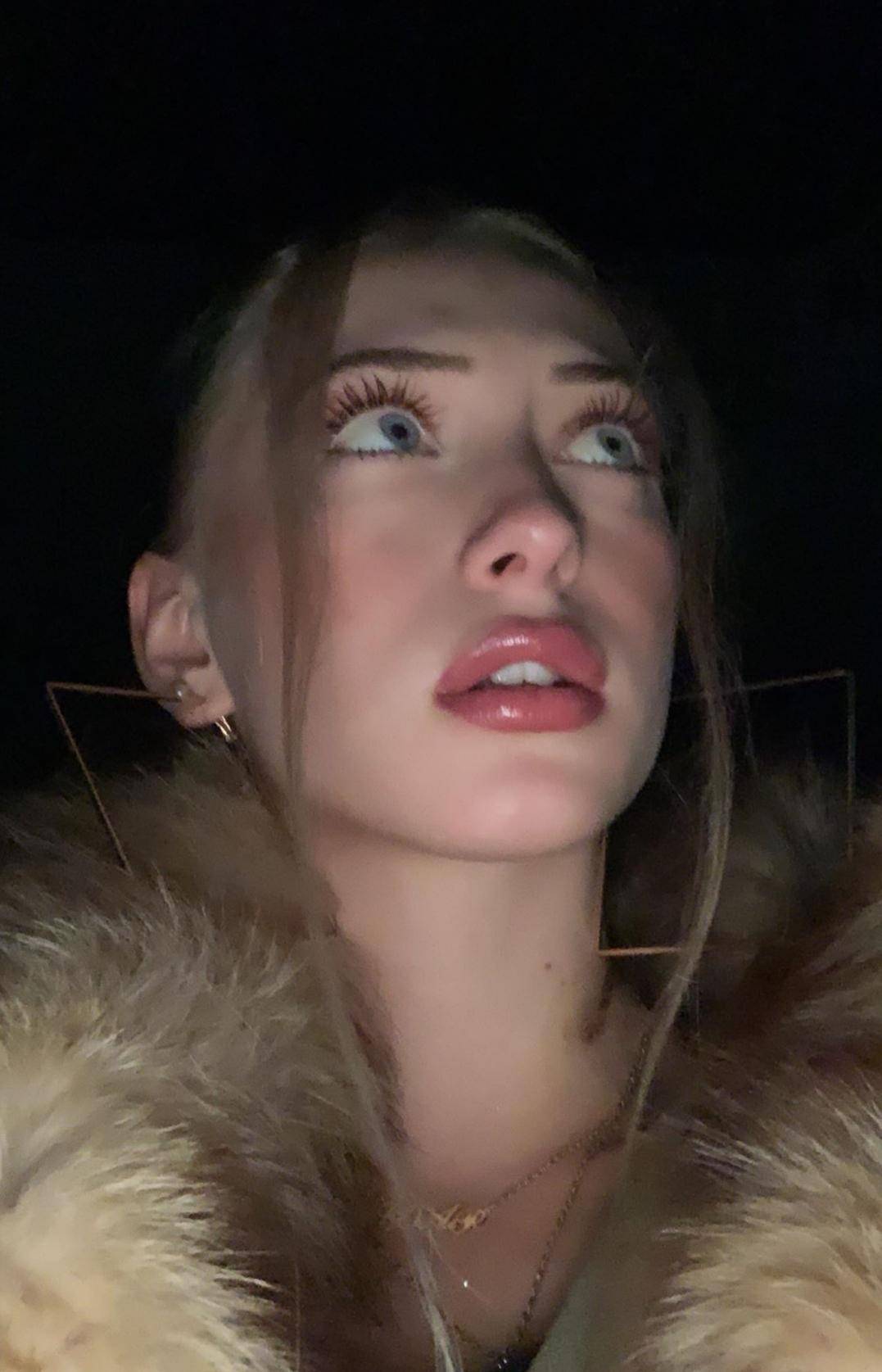 Another new selfie | Scrolller