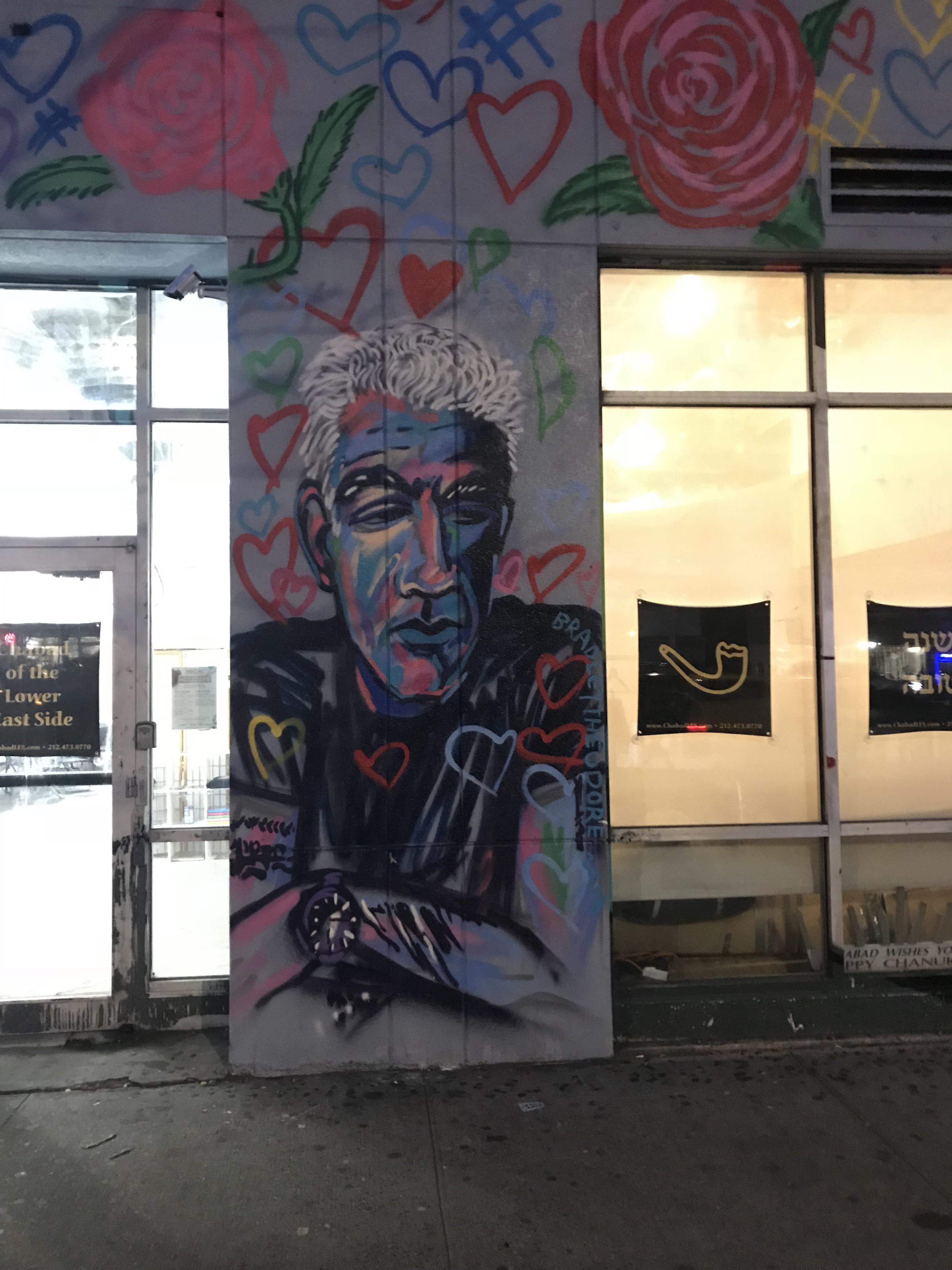 Anthony Bourdain piece in Manhattan | Scrolller