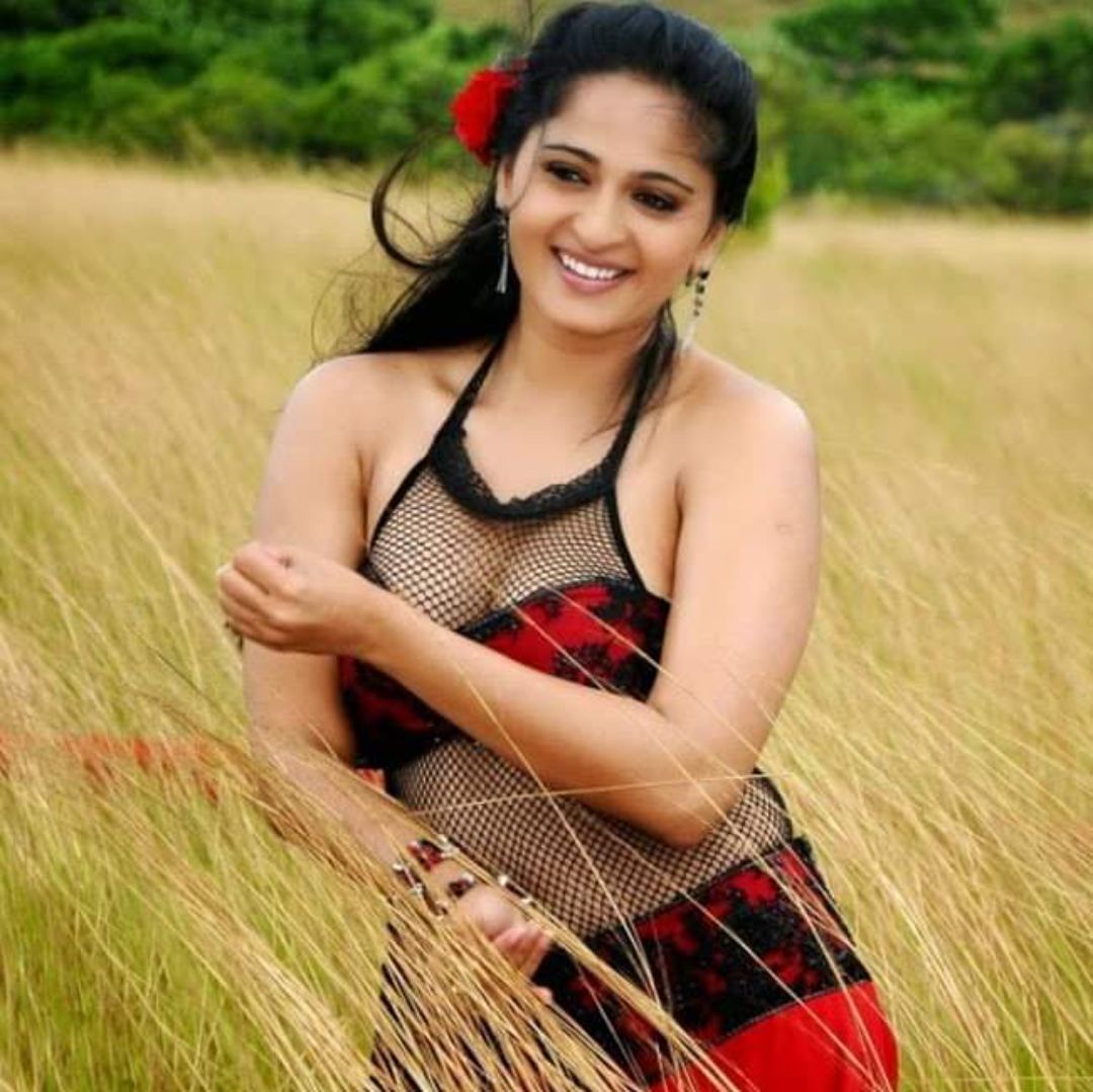 Anushka Shetty | Scrolller