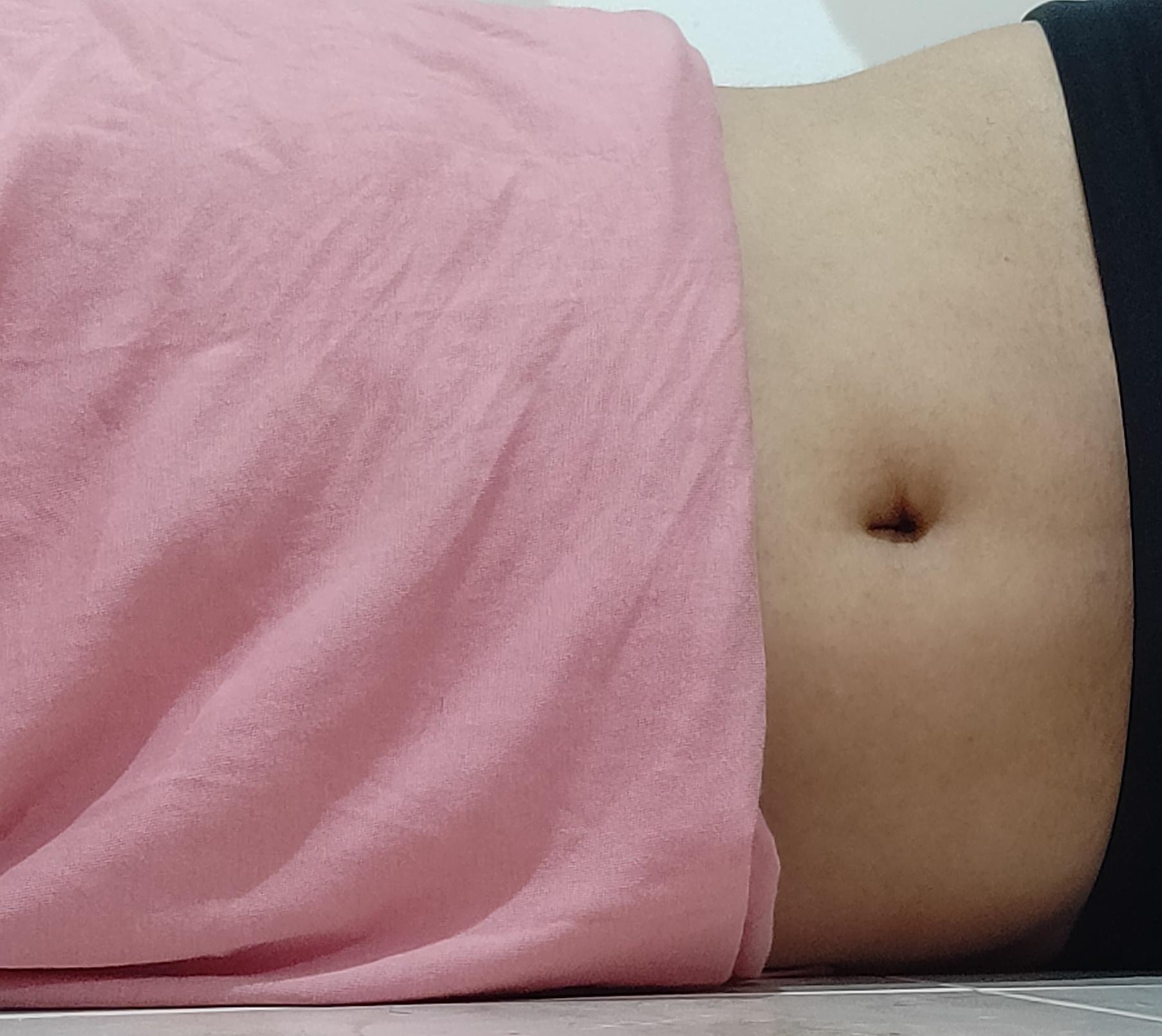 Any belly button lovers out here? | Scrolller