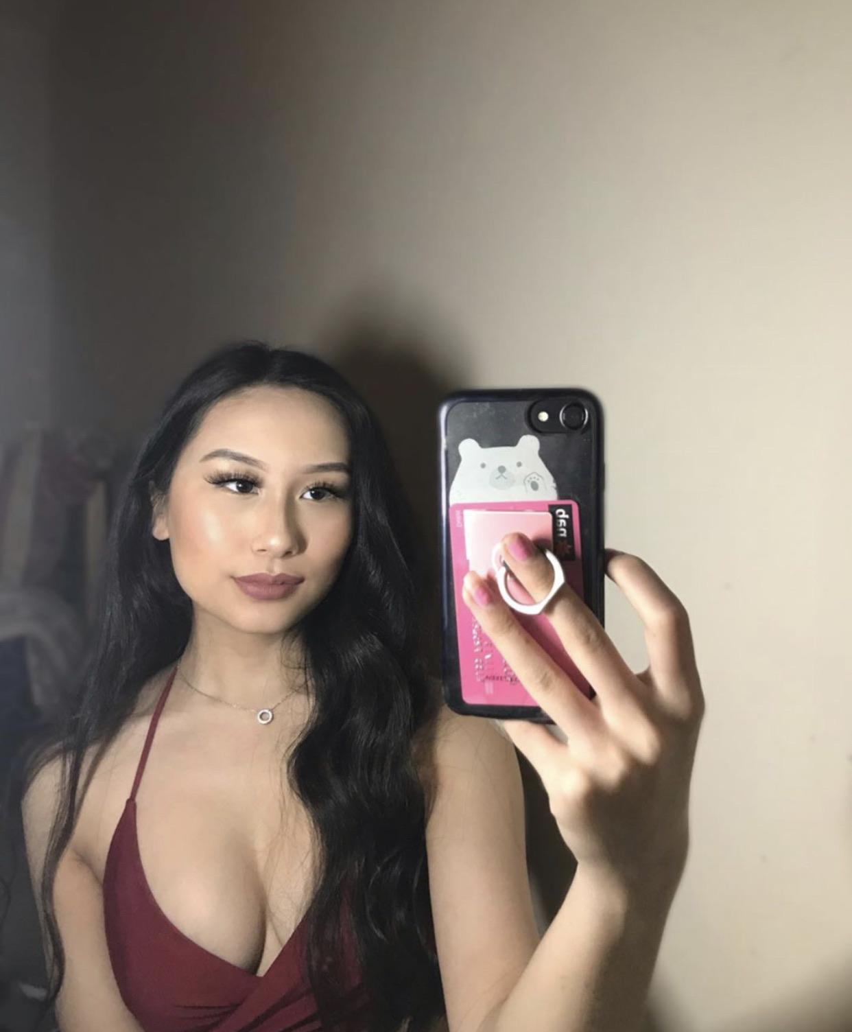 Anyone in the Melbourne area want a taste of her? | Scrolller