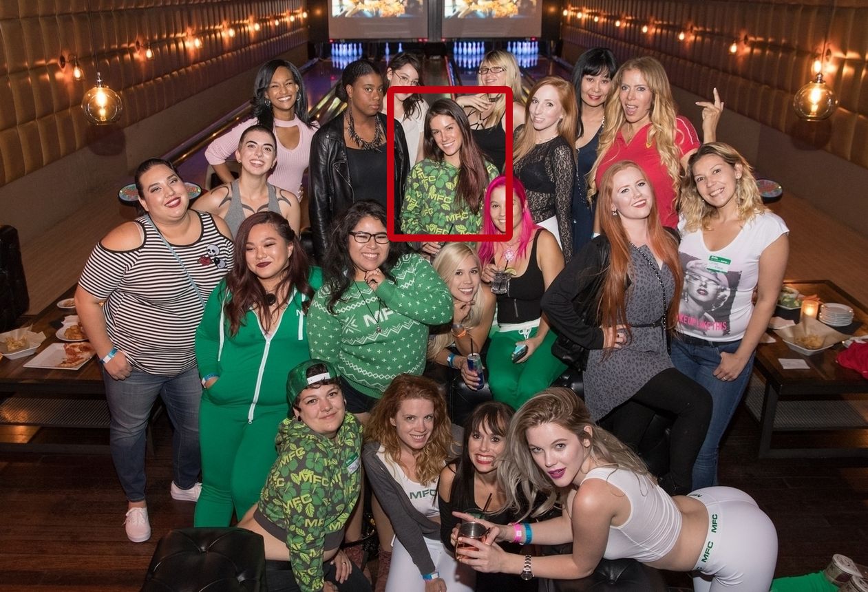 Anyone know who is this MFC model? | Scrolller