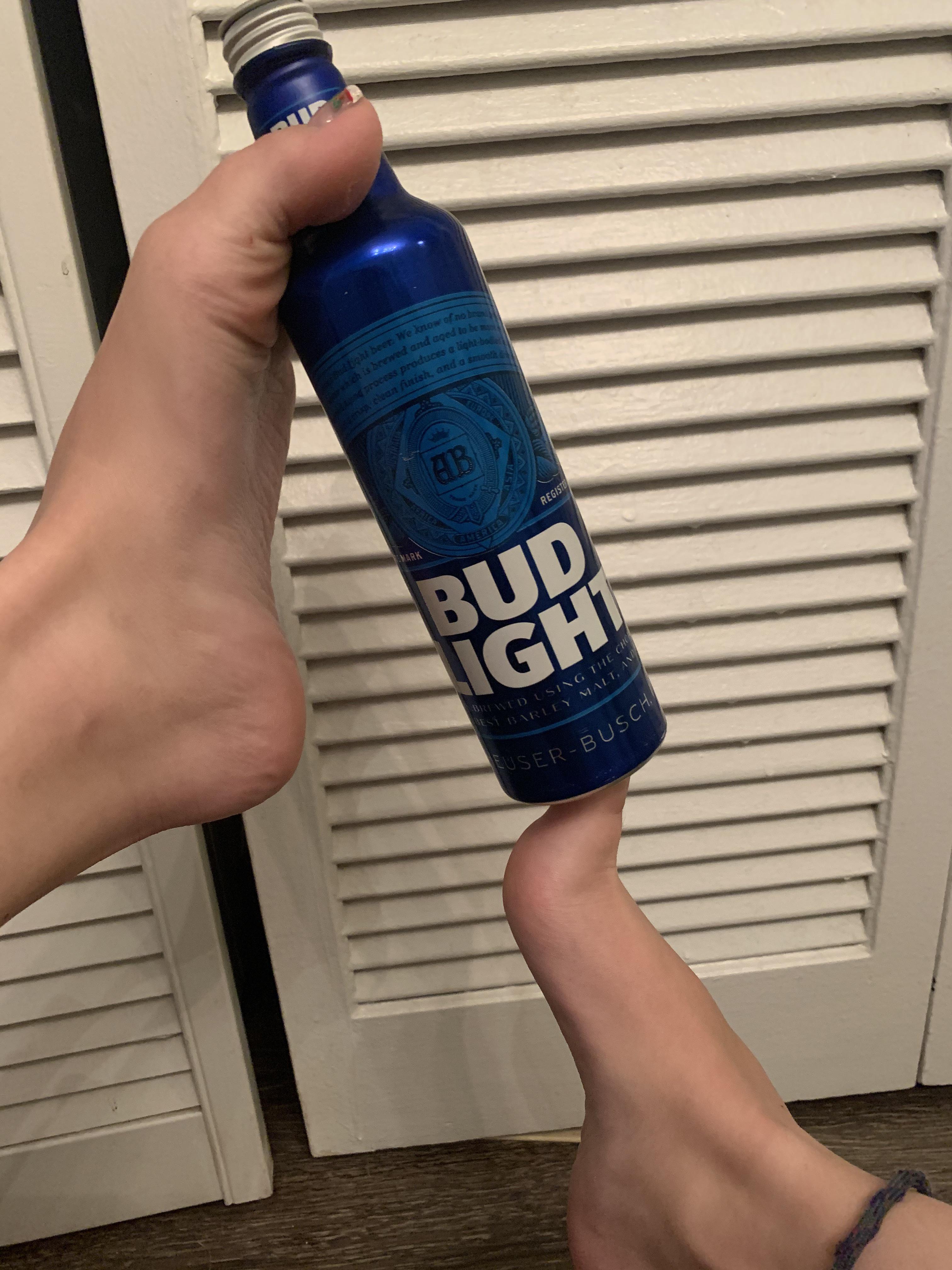 Anyone like Bud Light? | Scrolller