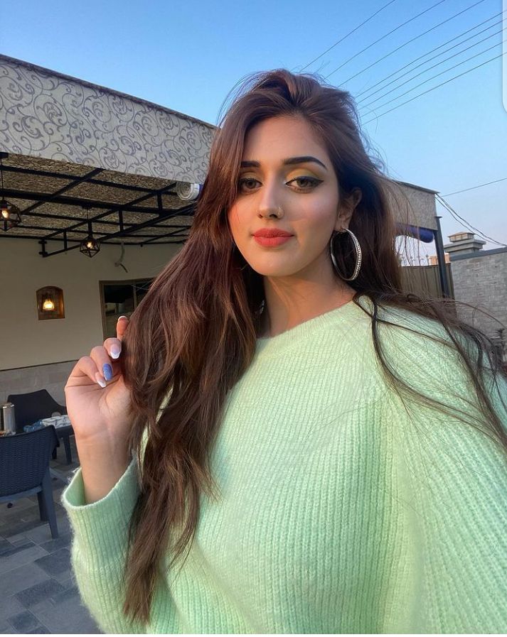 Anyone want to jerk off to Jannat Mirza? | Scrolller