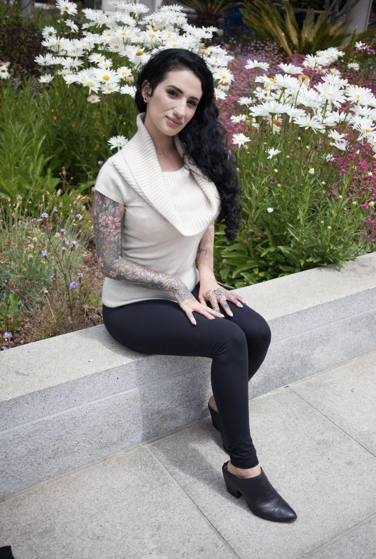 Arabelle Raphael (hi it’s me) | Scrolller